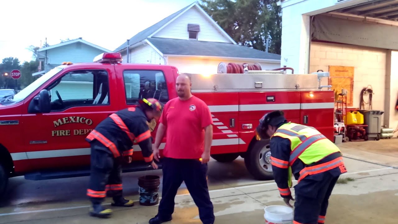 Fire Chief Josh Phillips ALS Ice Bucket Challenge - YouTube