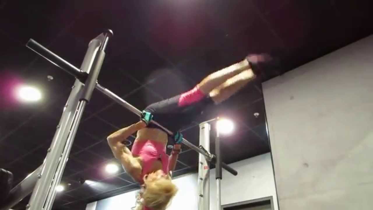 gymnast muscle work - YouTube
