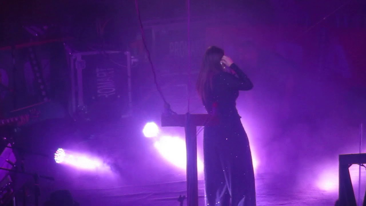 Yuridia- Ángel En León Gto 2018. - YouTube