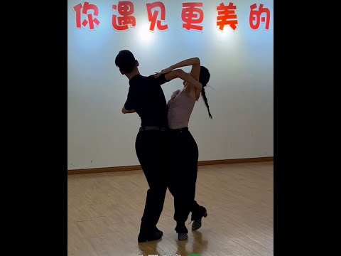 孫煜龍、李金銘 080322 快開式左轉 Quick Open Reverse Turn pivot from PP - YouTube