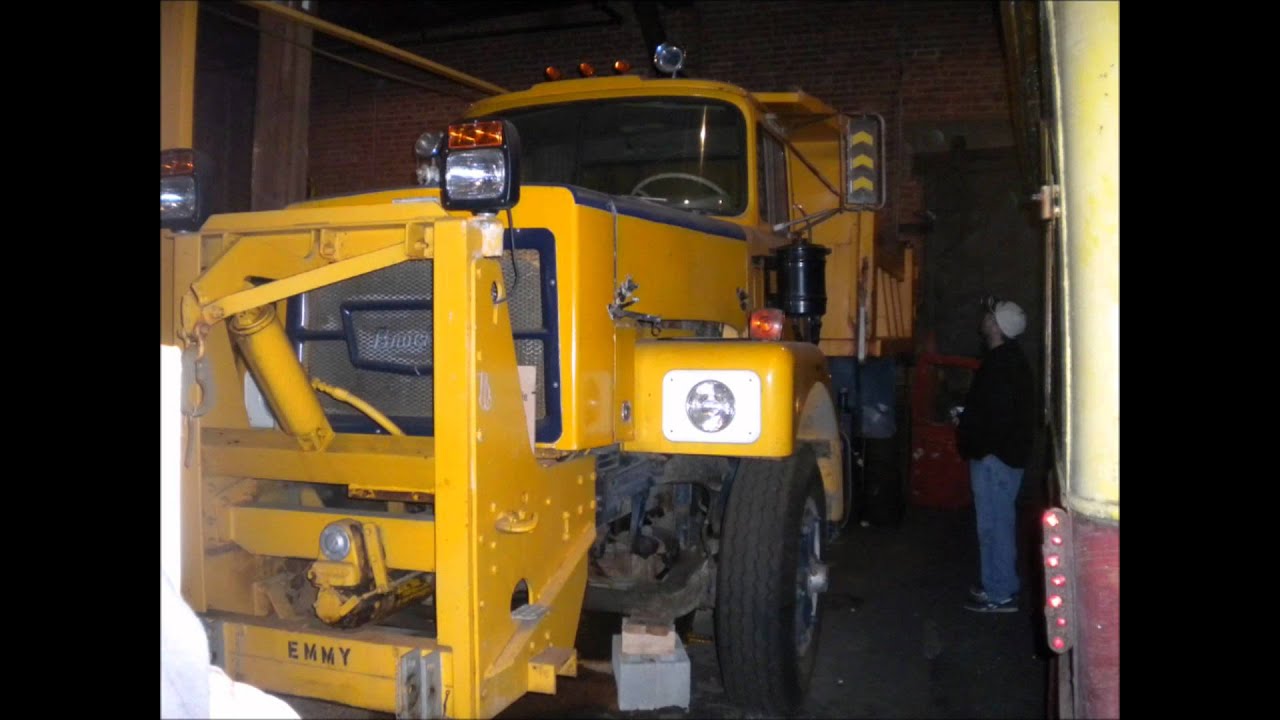 3.7.11 Brockway 776 Plowtruck in NYS Museum Warehouse - YouTube