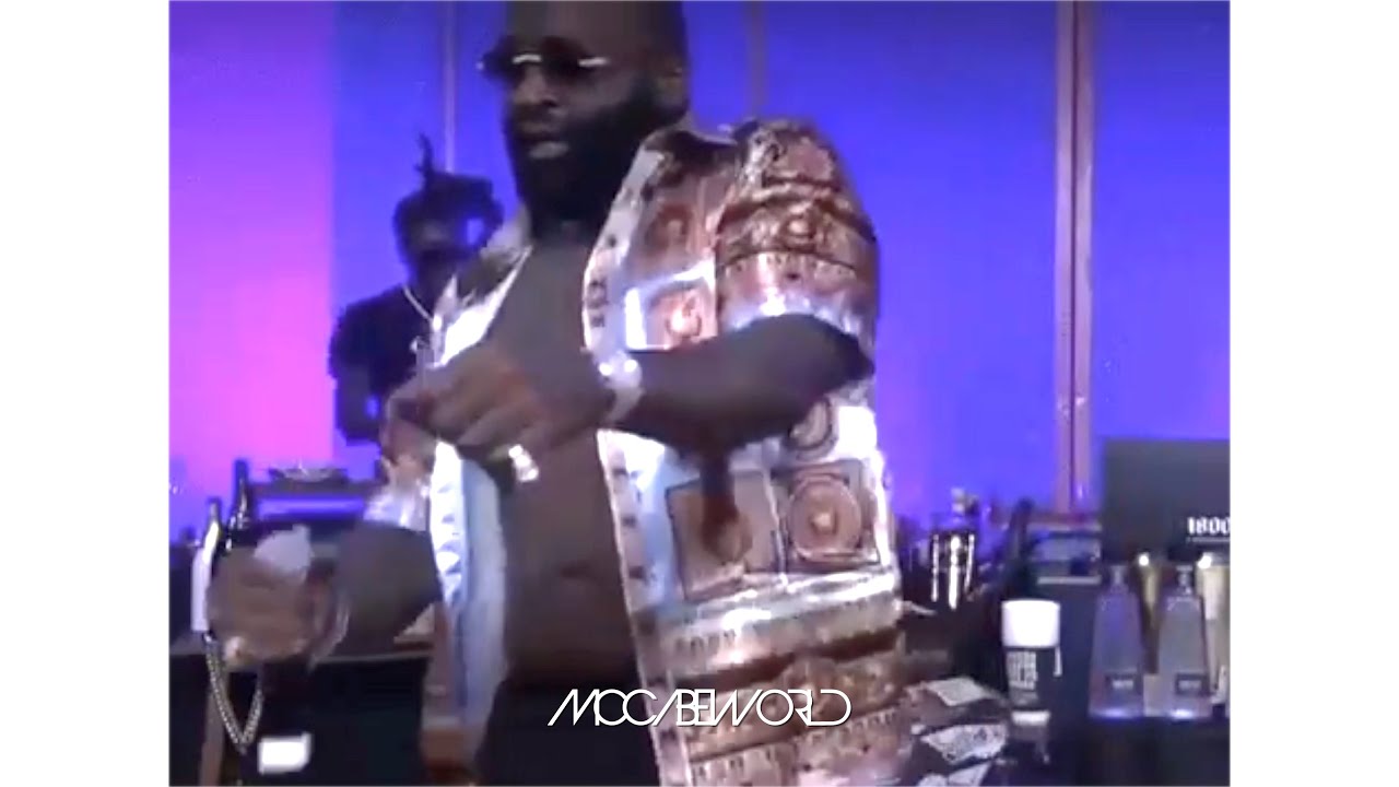 Rick Ross dancing to the Beat🔊 - YouTube