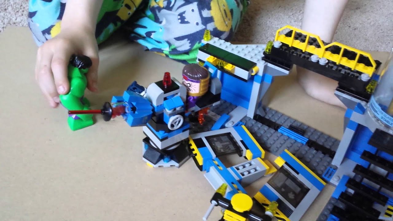 Greyson - LEGO Hulk Lab Smash - YouTube