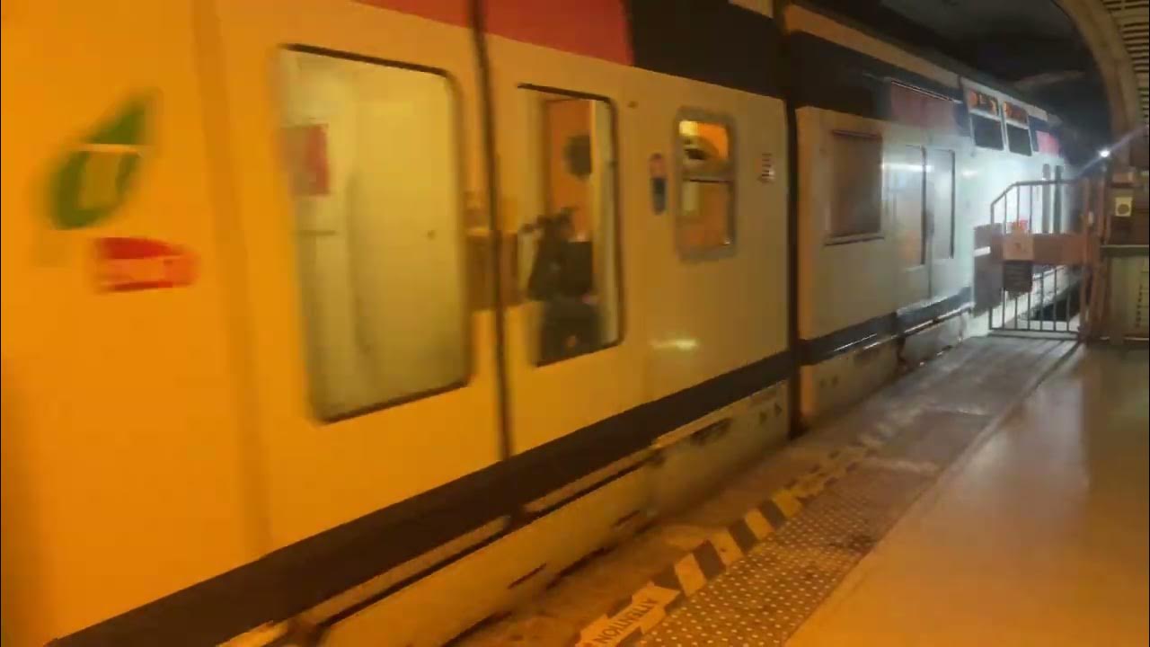 Spot d’un MI2N EOLE sur le RER E - YouTube