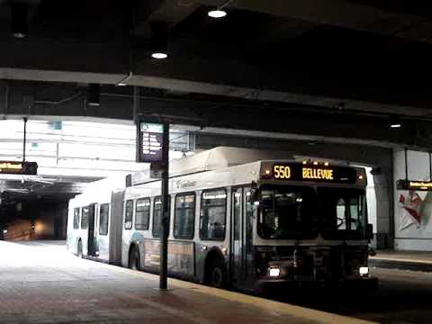 Sound Transit Route 550 Departing International District Station - YouTube