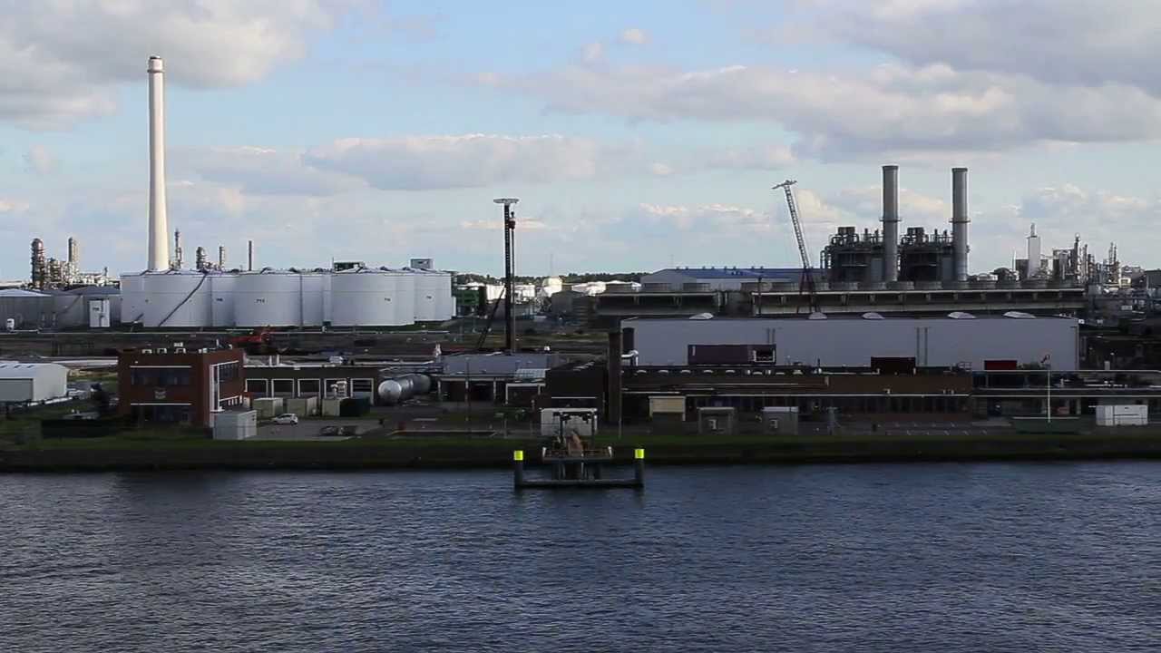 Oil Found in Namibia - YouTube