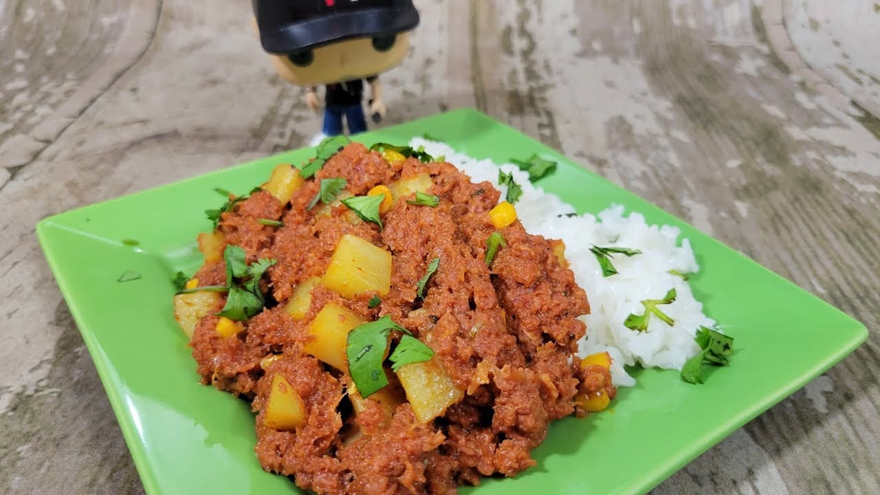 How to Make Carne Bif / Puerto Rican Corned Beef Hash - YouTube