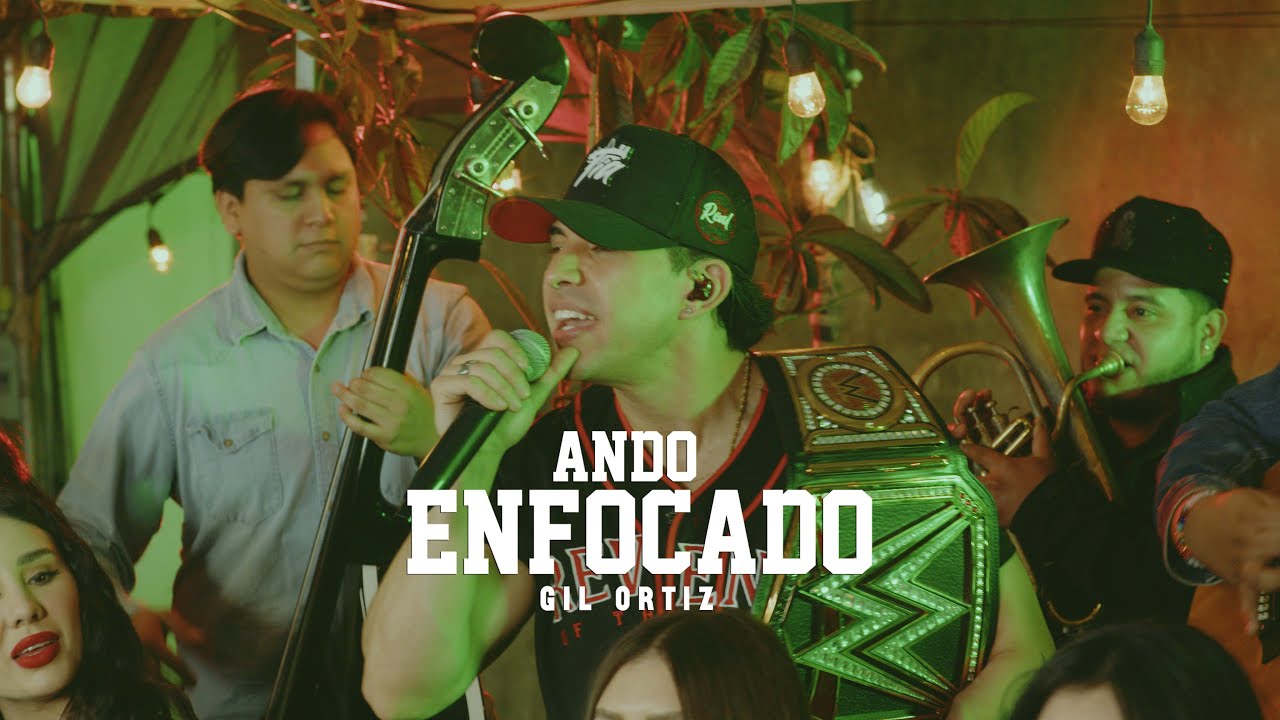 Gil Ortiz- Ando enfocado (PURAS PA MIGAJEAR EN VIVO) - YouTube