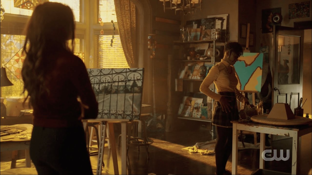 Legacies 3x07 Hope and Cleo talk - YouTube