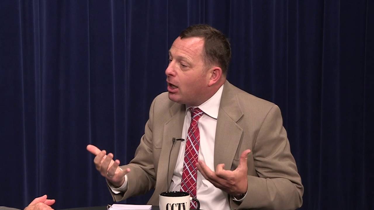 Constitutionalist Daniel Crowe - YouTube