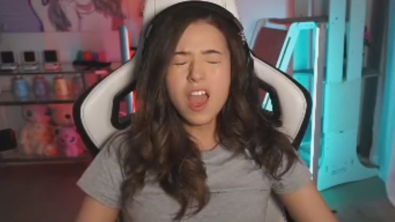 video of pokimane sneezing with 1,909 views - YouTube