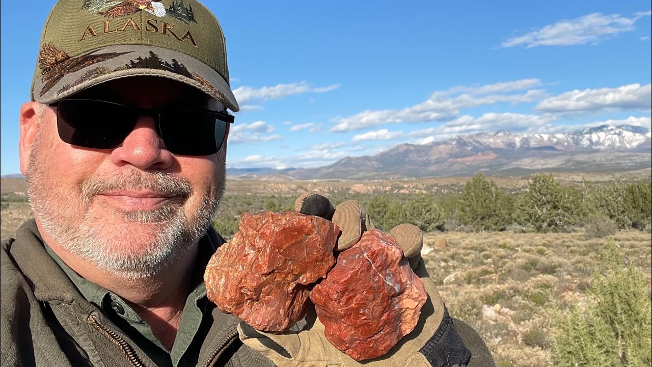 Incredible Jasper Find! Rockhounding Adventures Day & NIGHT! - YouTube