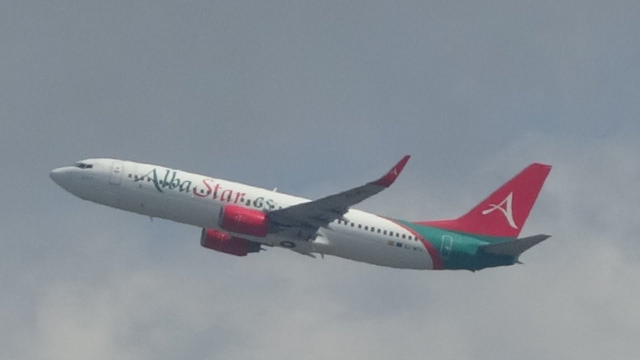 Plane Spotting - EasyJet, Ryanair, AlbaStar, Jet2 & VistsaJet - A319 ...