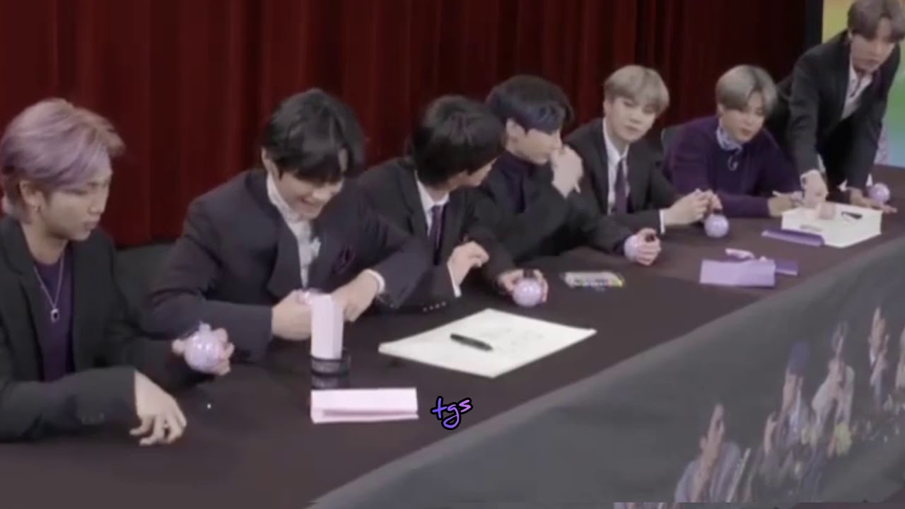 BTS V's Finger Got Stuck (When he whispered it to RM but RM broadcasted ...