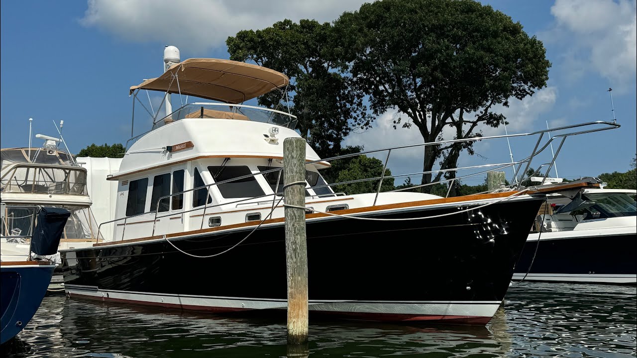2002 Sabre 42 Fly Bridge - YouTube