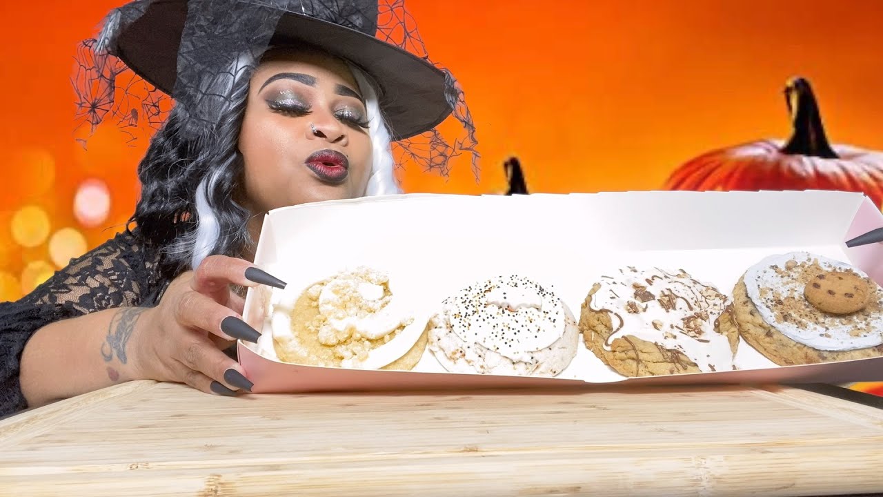 CRUMBL COOKIES BOO-YAH WEEK! OCT 31ST - NOV 5TH HAPPY HALLOWEEN! - YouTube