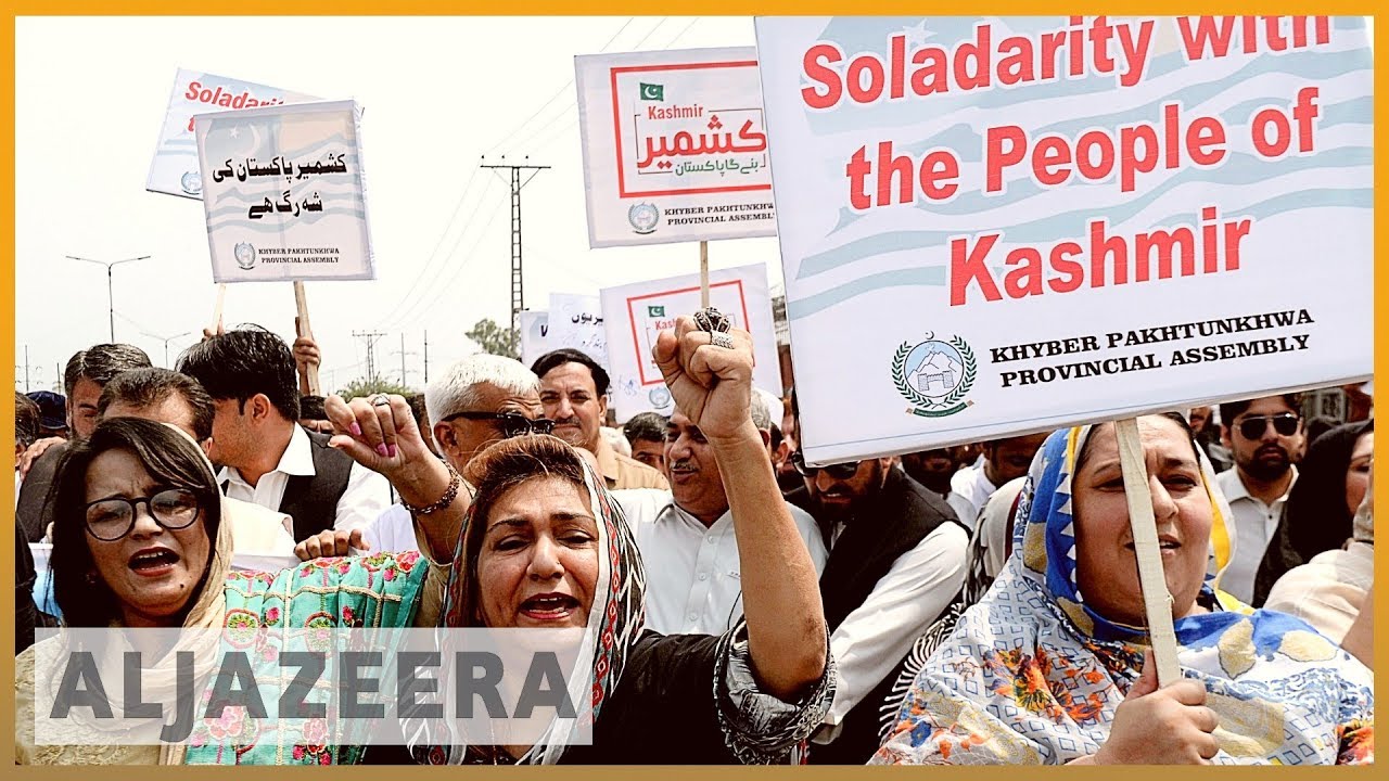 Pakistan 'Kashmir hour': PM calls for solidarity movement - YouTube