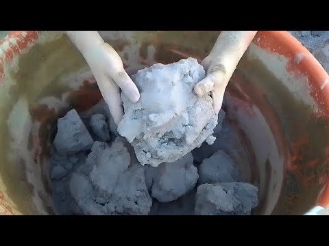 Super soft brown mud dirt crumbling dry and wet 🌊🏖️ - YouTube