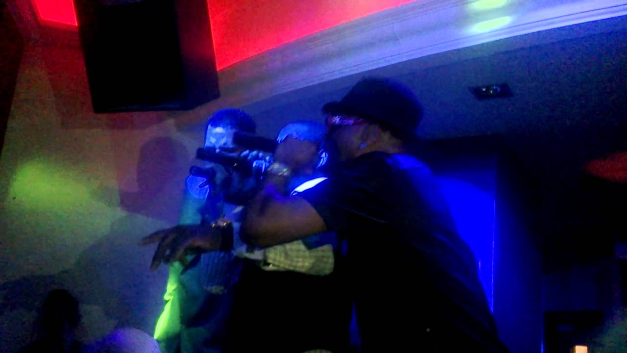 Sugarhill Gang, Rappers Delight live in Voodoo Romford - YouTube