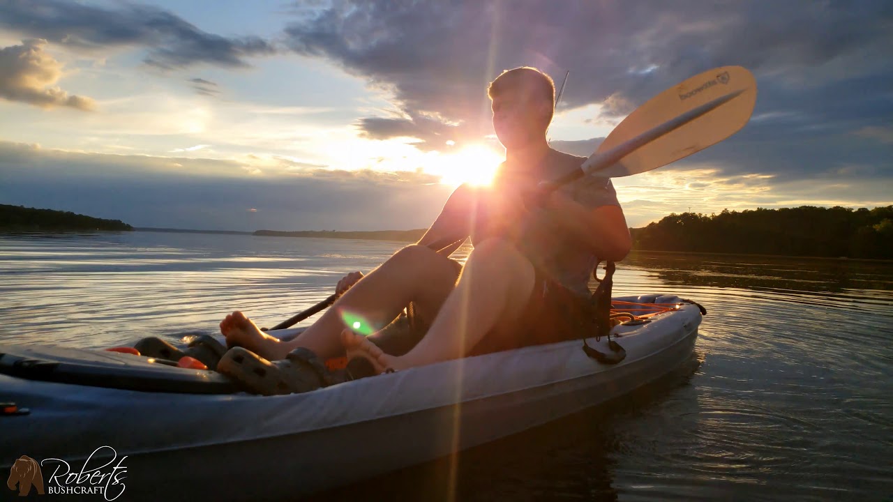 Sunset kayaking on the lake - YouTube