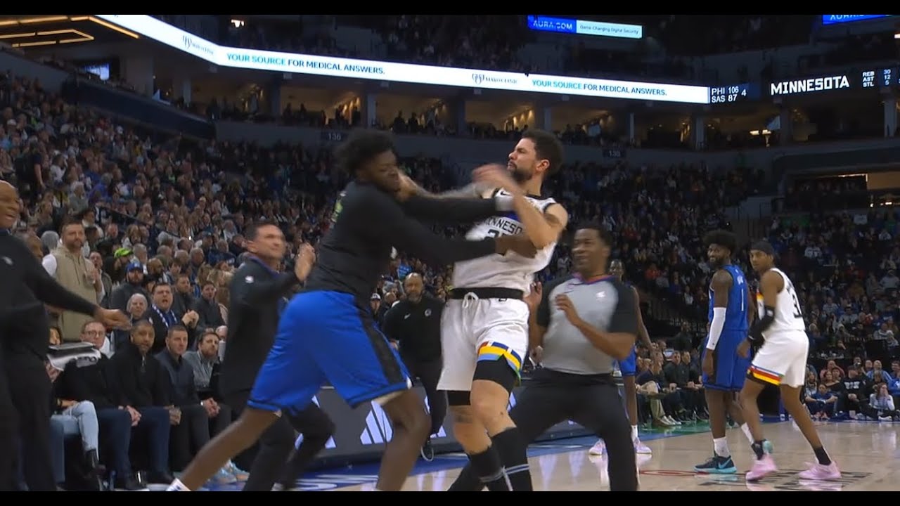 Austin Rivers Throws Punches At Mo Bamba! Magic VS Wolves Crazy Fight ...