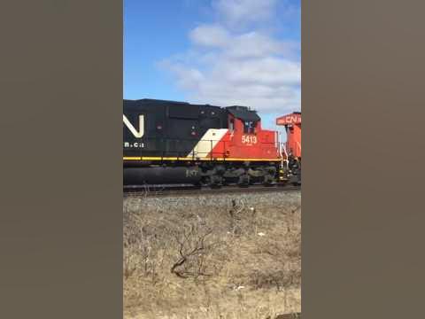 CN SD60 5413 Trails Second On A Mixed Train at George’s Trains - YouTube