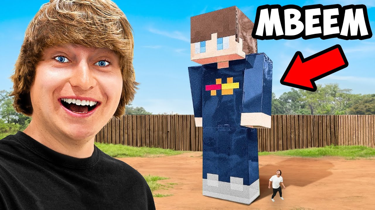 I Built This GIANT Minecraft Statue to Surprise Matthew Beem - YouTube