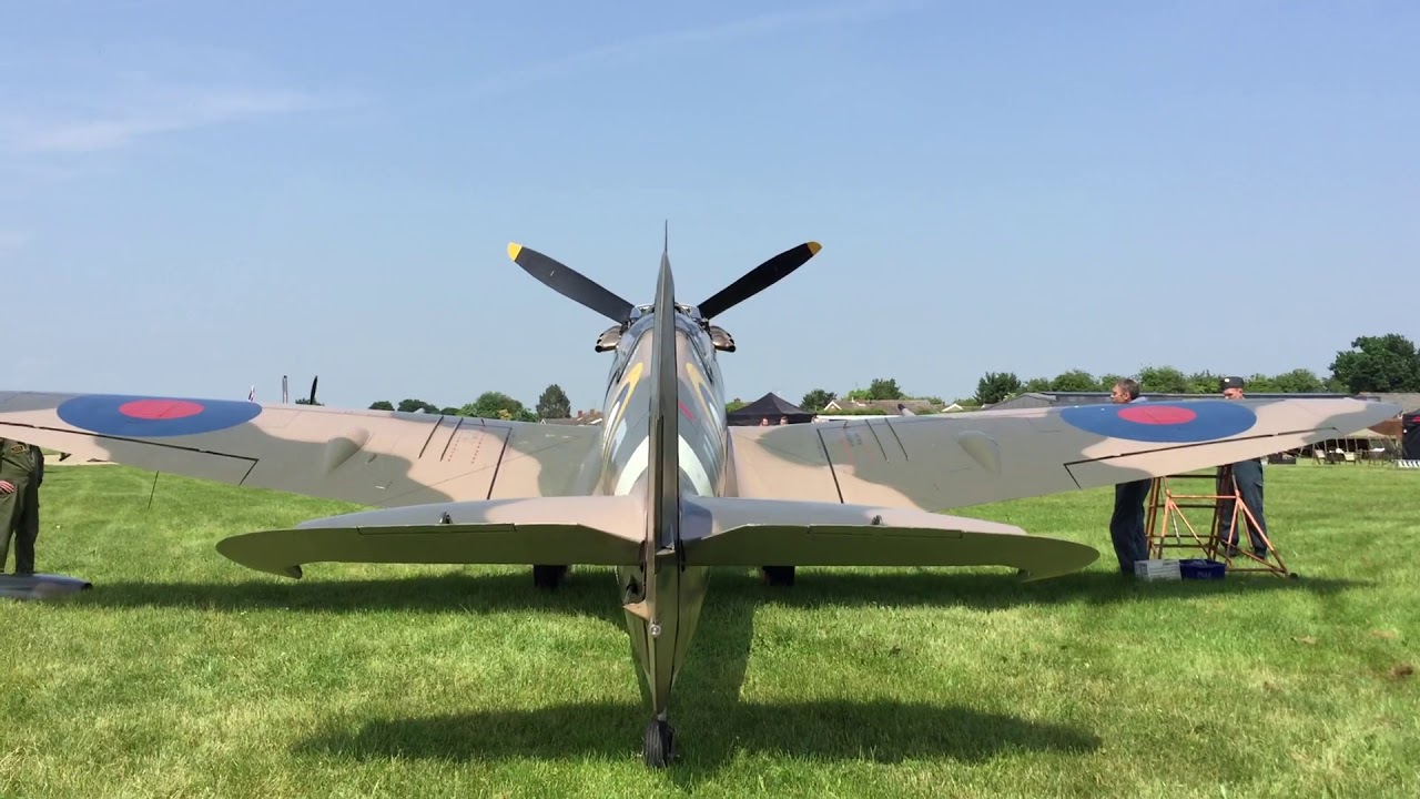 Lytham St Annes Spitfire at White Waltham Airfield - YouTube