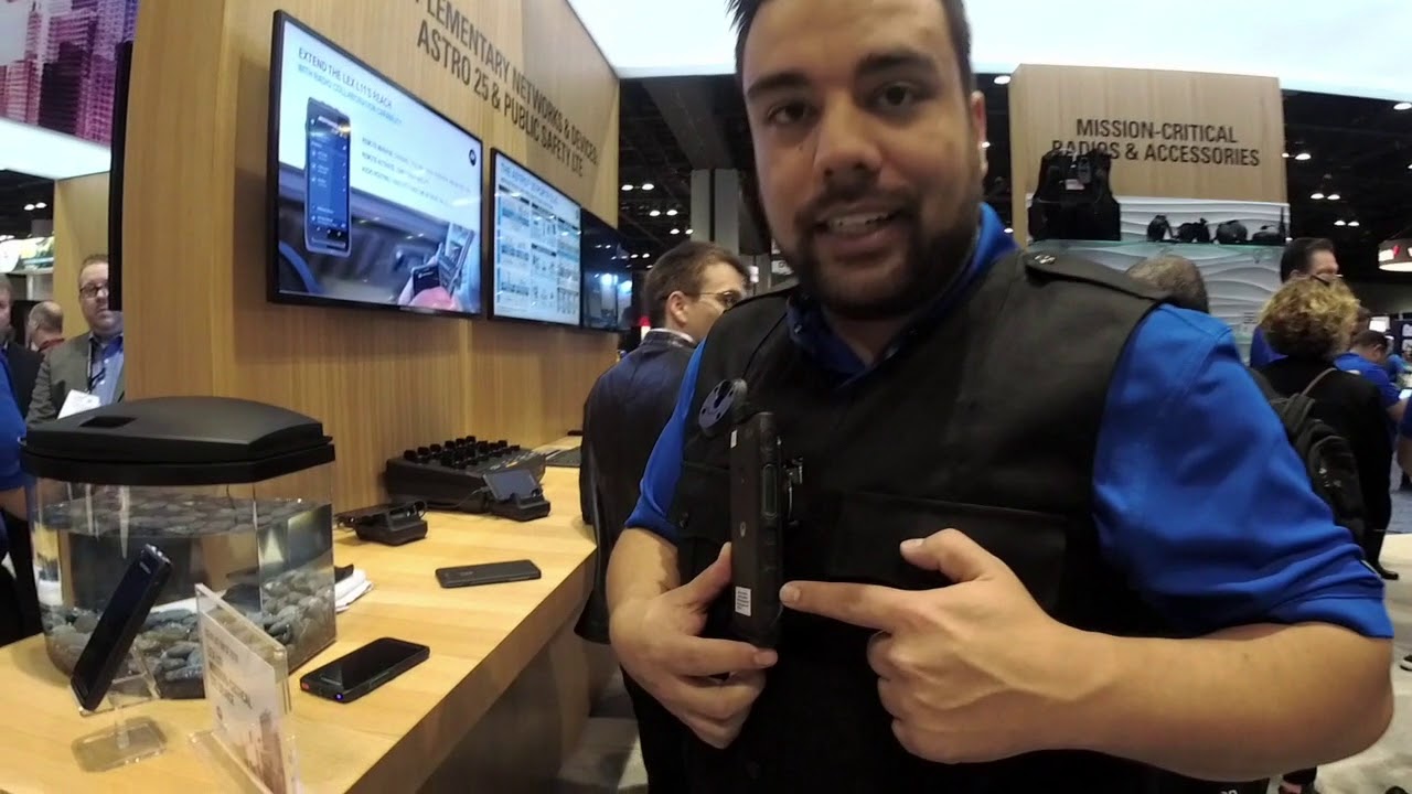 Motorola Solutions LEX L11 Mission Critical LTE Device - YouTube