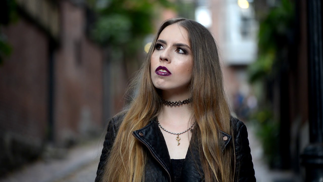 No Vale La Pena - Maria Pinzon (Official Video) - YouTube