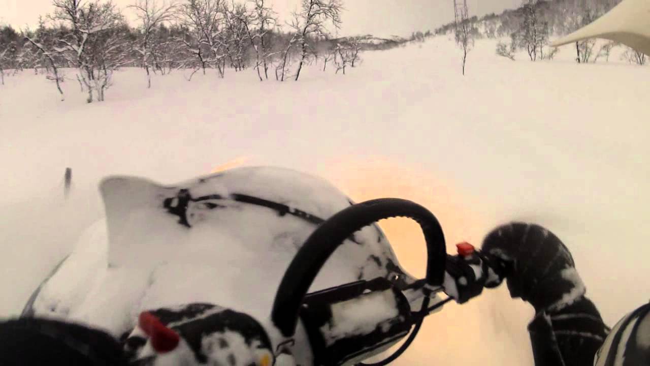 1 Desember Deep powder driving Dragon 700 - YouTube