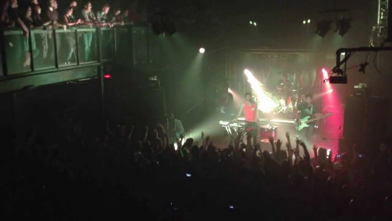 Ana Sun -- Walk the Moon at Altar Bar Pittsburgh 9/23/13 - YouTube