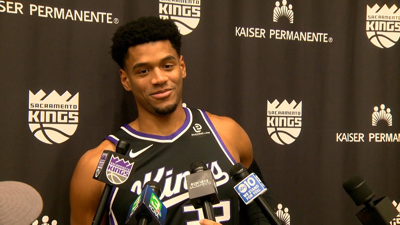 Sacramento Kings Media Day: Dylan Cardwell - YouTube