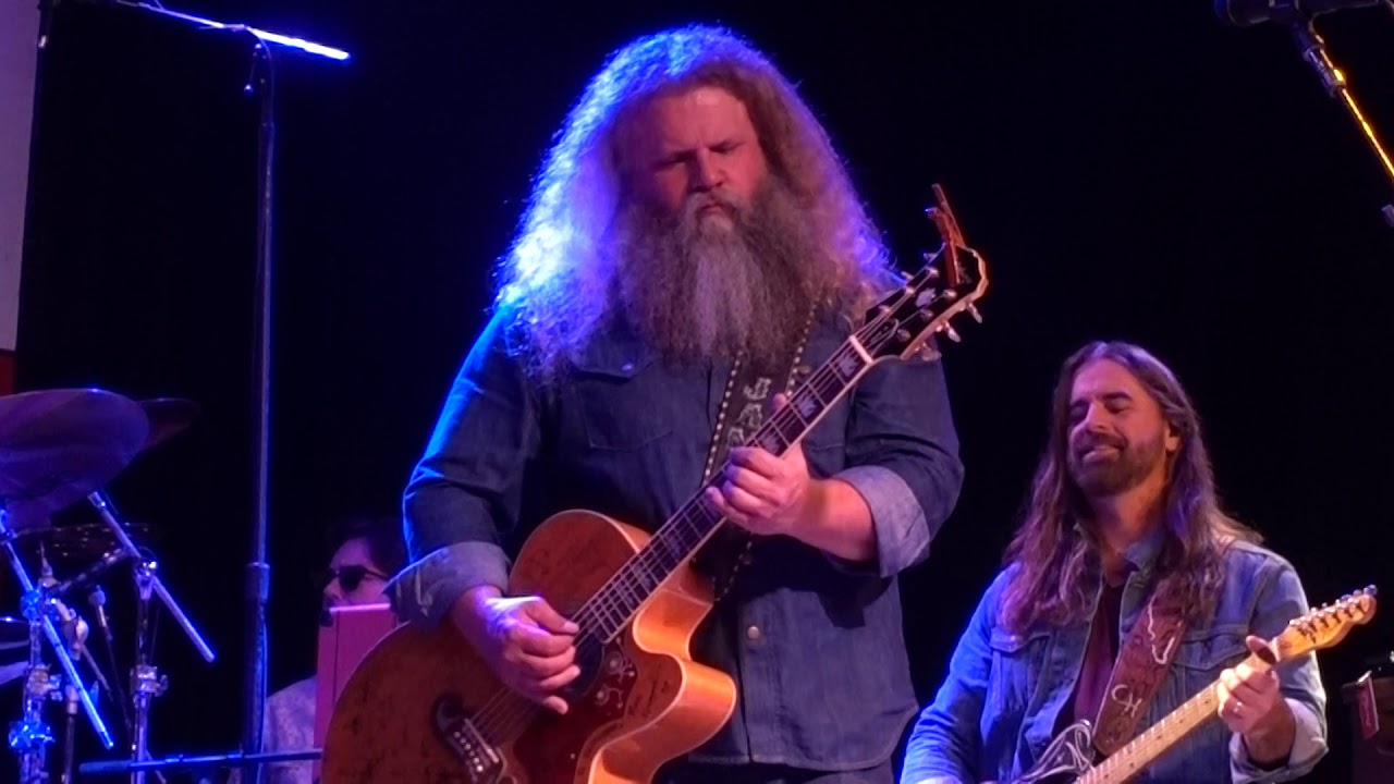 Jamey Johnson Kicked Outta Country That Lonesome Song 11-01- - YouTube