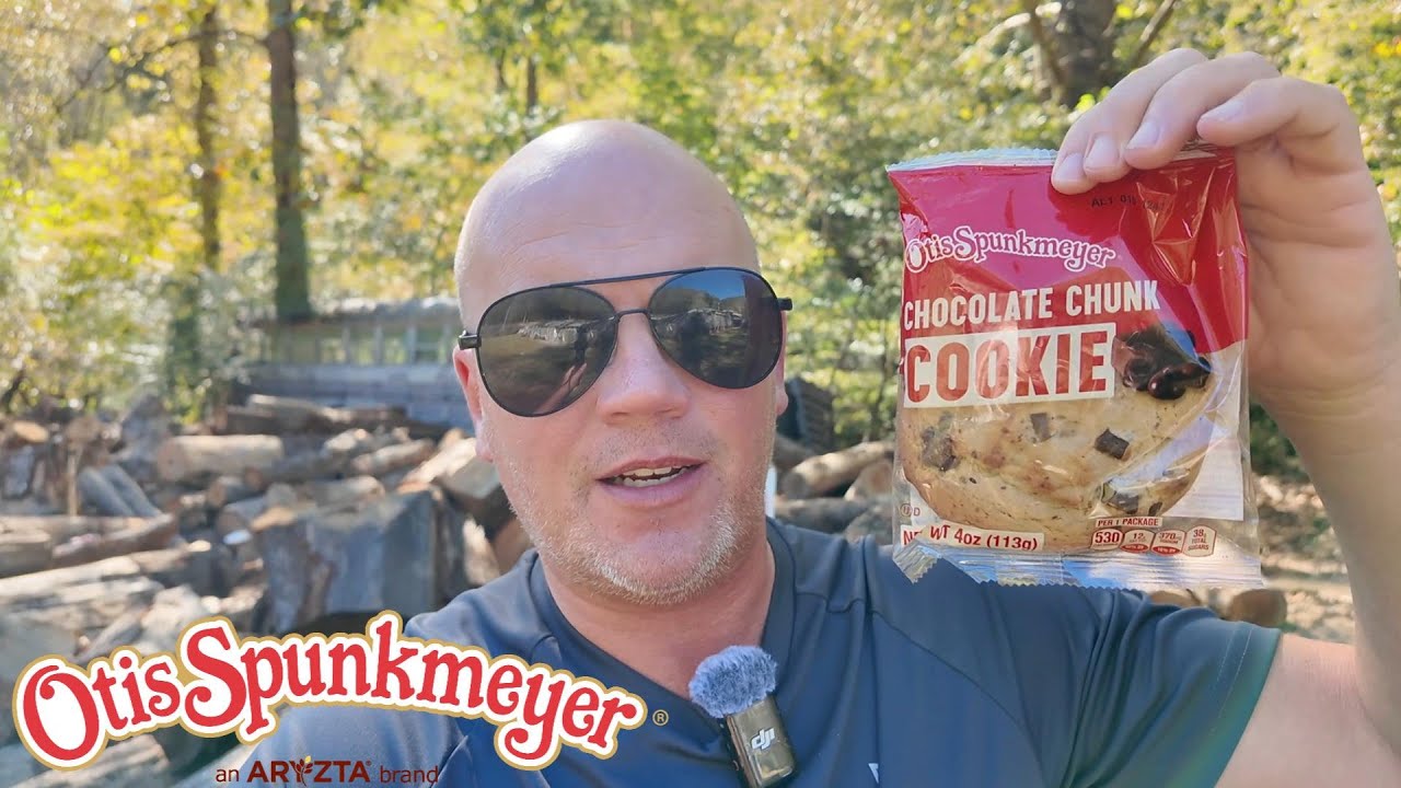Otis Spunkmeyer Chocolate Chunk Cookie Review - YouTube