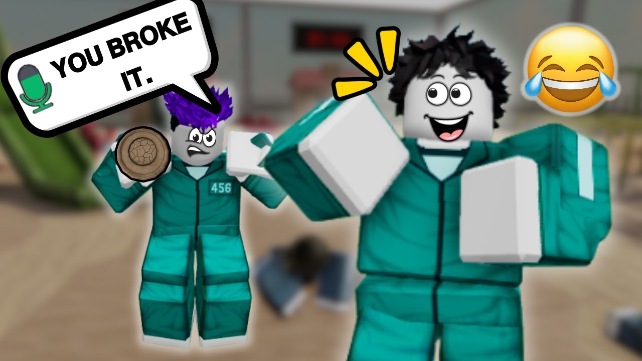 DESTROYING PEOPLES COOKIES IN ROBLOX SQUID GAME - YouTube