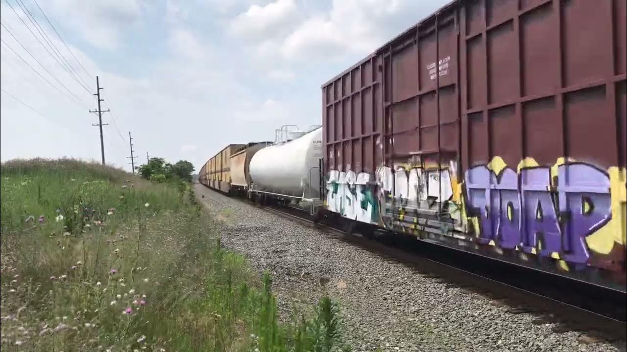 NS 14Z Honks it’s Horn as It Heads East Towards Harrisburg on the NS Lurgan Line - YouTube