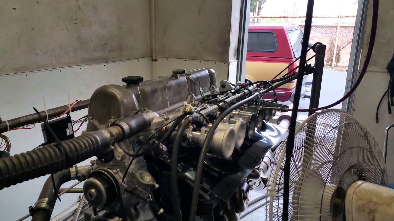 Rebello Racing 3.35L L28 on Dyno - YouTube