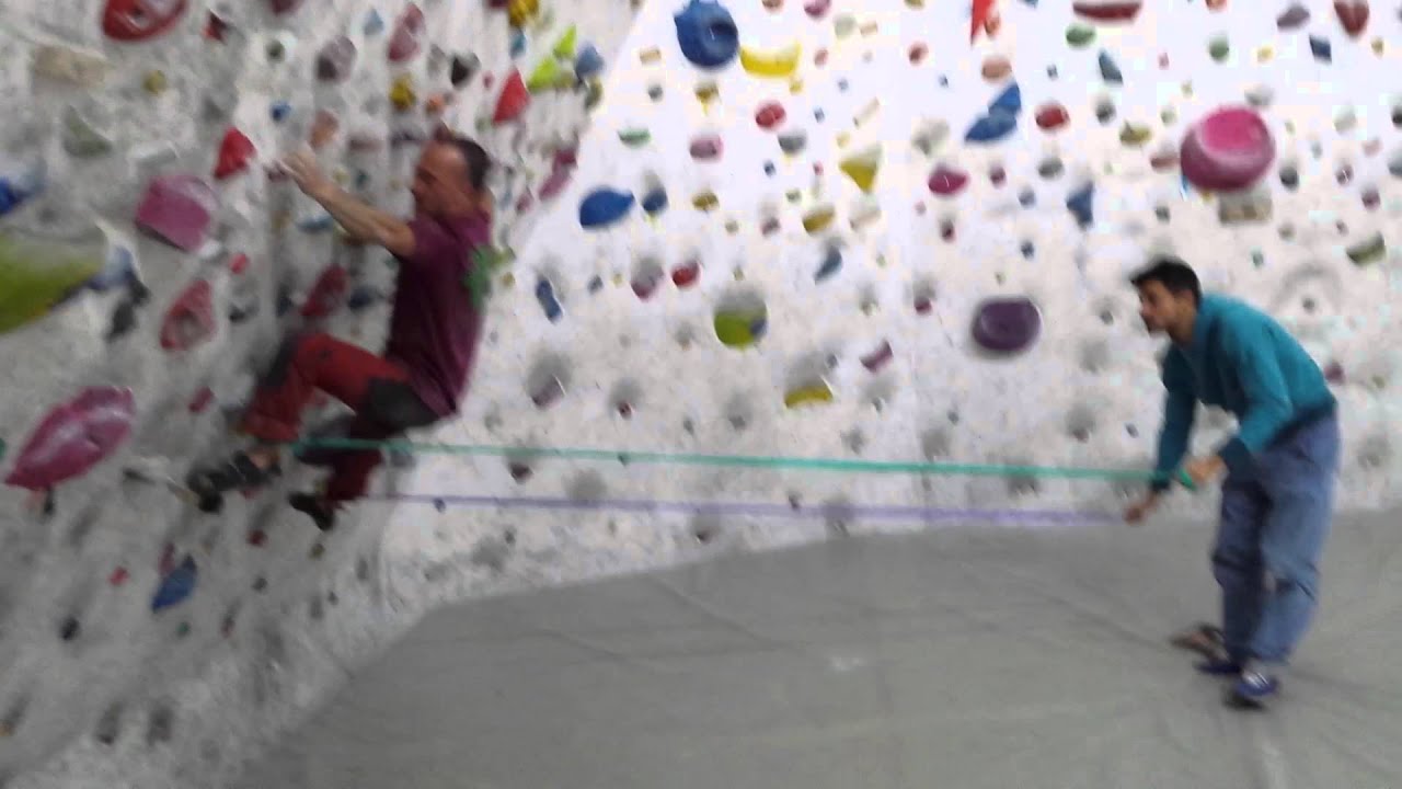 Entrenamiento rocódromo Boulder Zone Alcalá - YouTube