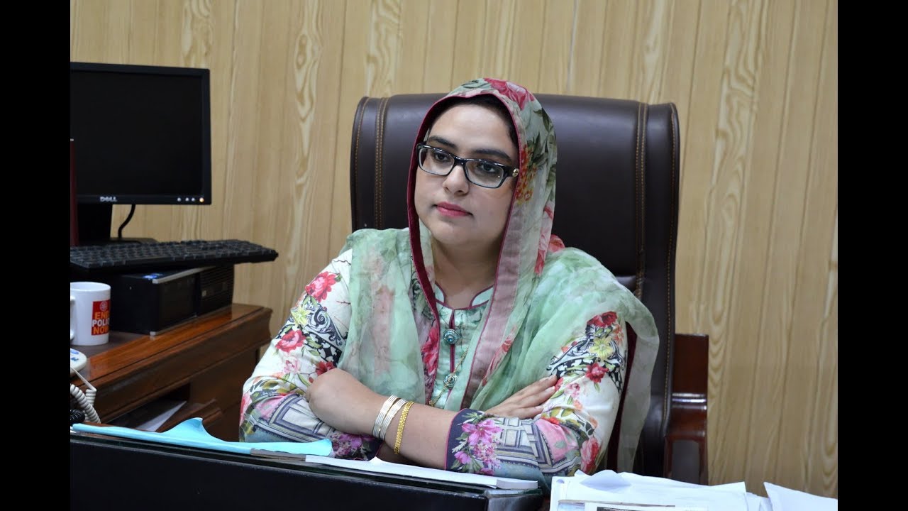 Dr. Anam Khan Assistant Commissioner City Faisalabad. - YouTube