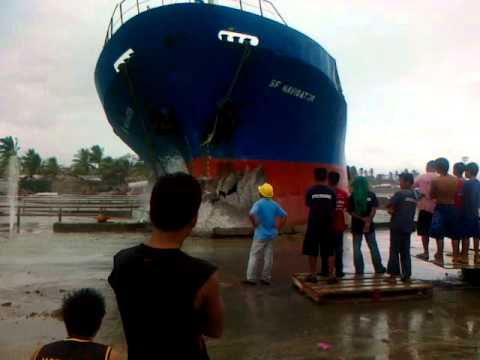 SF NAVIGATOR -DUMAGUETE CITY PORT - YouTube