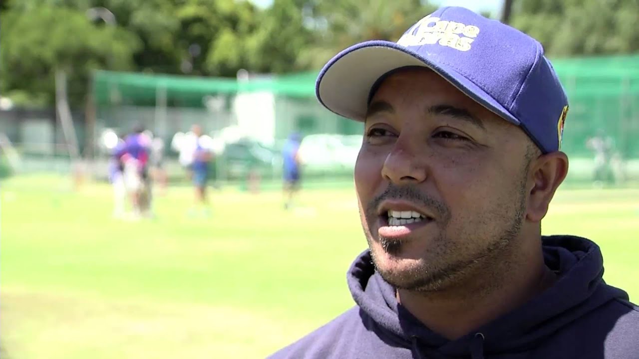 Cobras bank on experience of Kemp and Peterson - YouTube