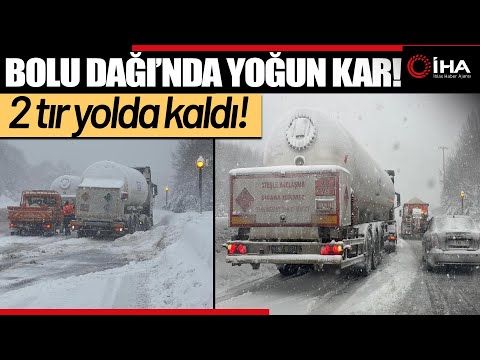 Bolu Dağı’nda Yoğun Kar Yağışında Rampayı Çıkamayan 2 Tır Yolu Kapattı