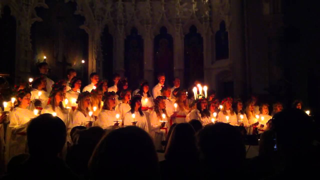 Swedish Lucia concert in New York - Gläns över sjö och strand - YouTube