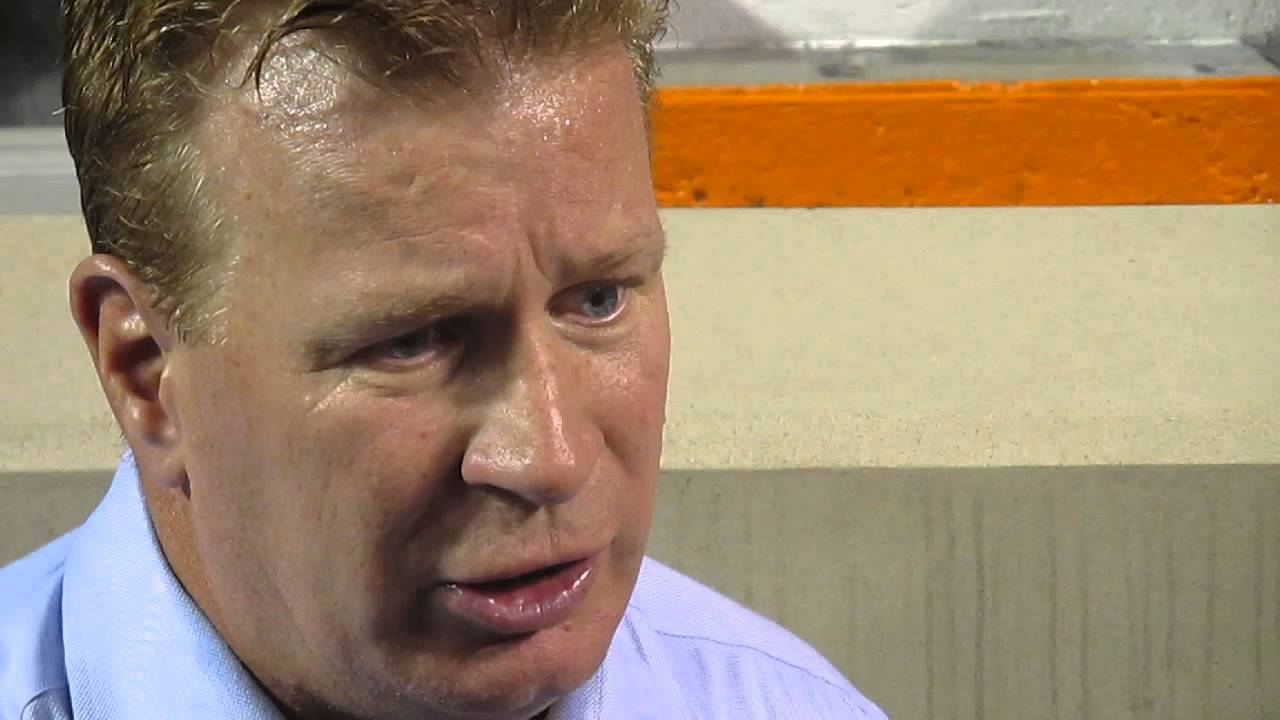 Mike Stoops After the Tennessee Game - YouTube