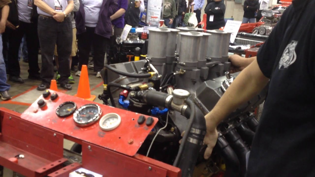Starting our 600 cubic engine at the Piston Power Show - YouTube