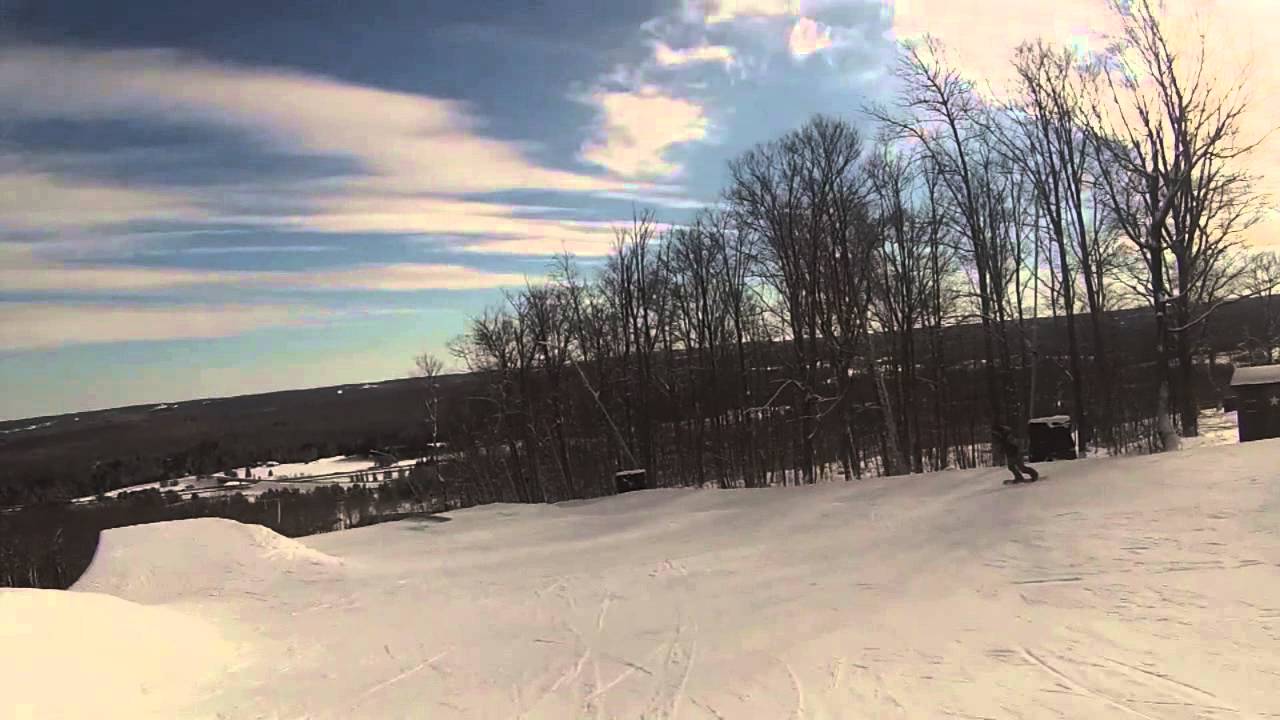 MOUNT ST LOUIS AND BLUE MOUNTAIN - YouTube