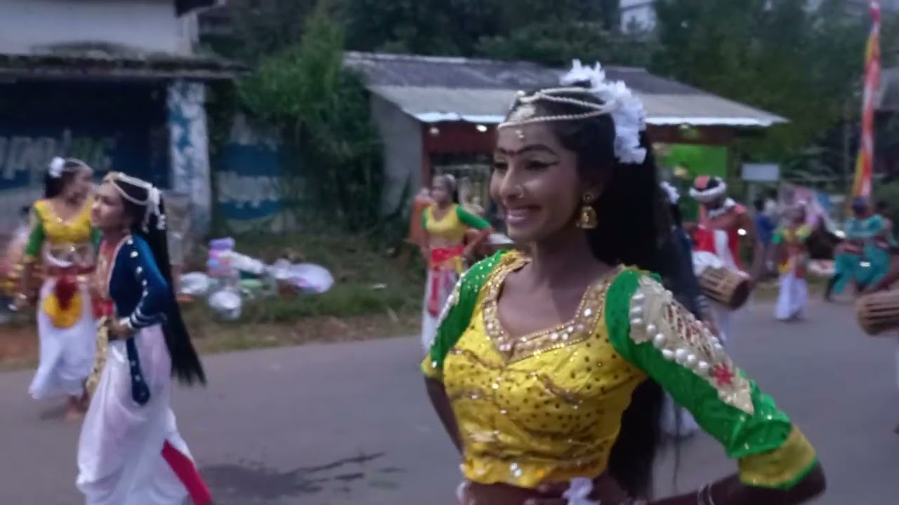 Ella mihindu perahera - including all kinds of srilankan 💃 dances 🕺- Dr ...