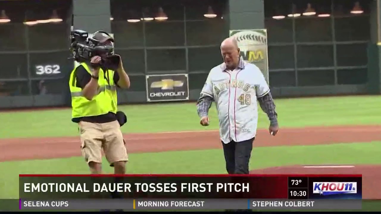 Emotional Rich Dauer throws first pitch at Astros home-opener - YouTube