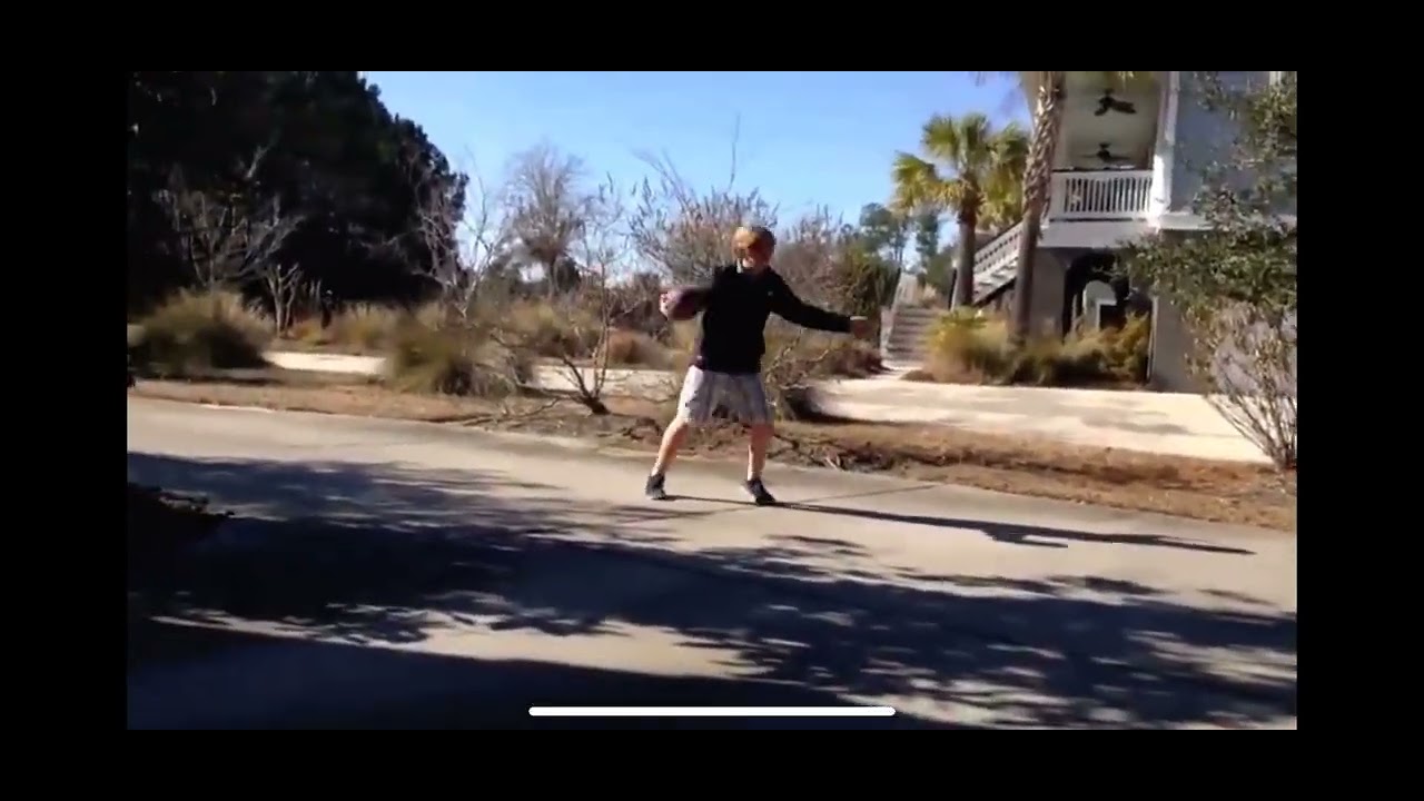 Bro Can’t Dunk - YouTube